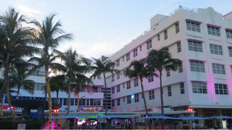10 Affordable Miami Spring Break Hotels & Hostels for 2019 | Cruzely.com