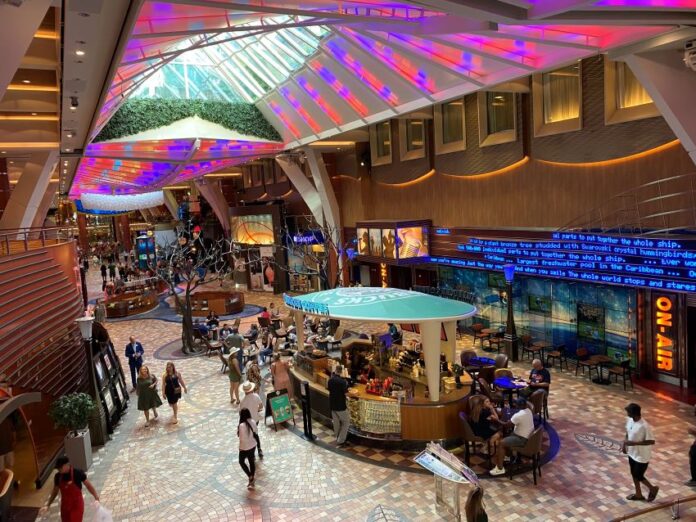 Sea Days on a Cruise: What to Know, Tips, and More | Cruzely.com